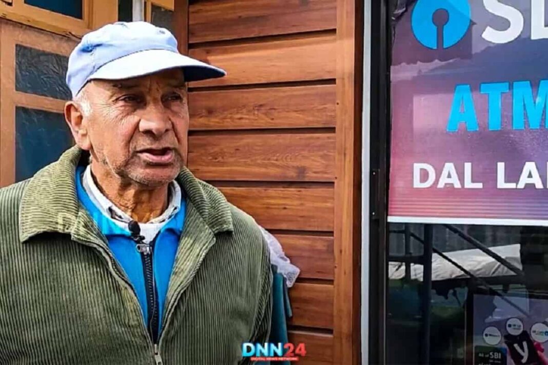 SBI's Floating ATM in Dal Lake: A Creative Solution for Banking ...