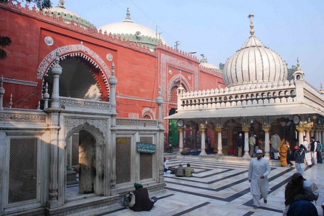 Famous Sufi Shrines (Dargah) in India