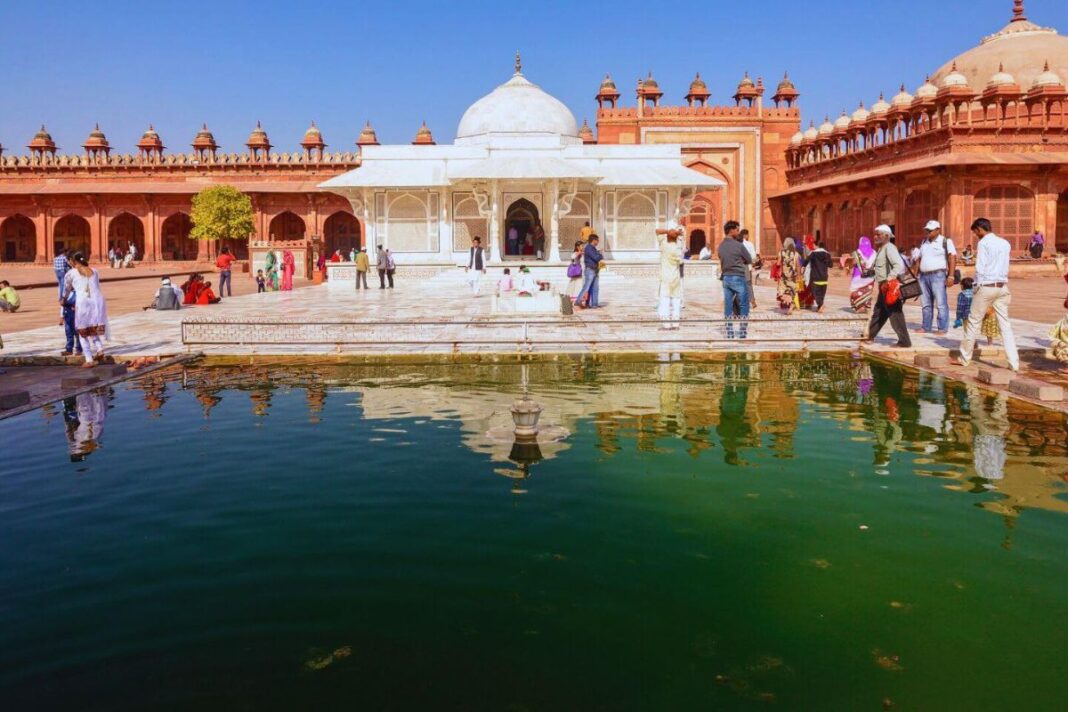 Famous Sufi Shrines (Dargah) in India