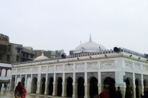 Famous Sufi Shrines (Dargah) in India