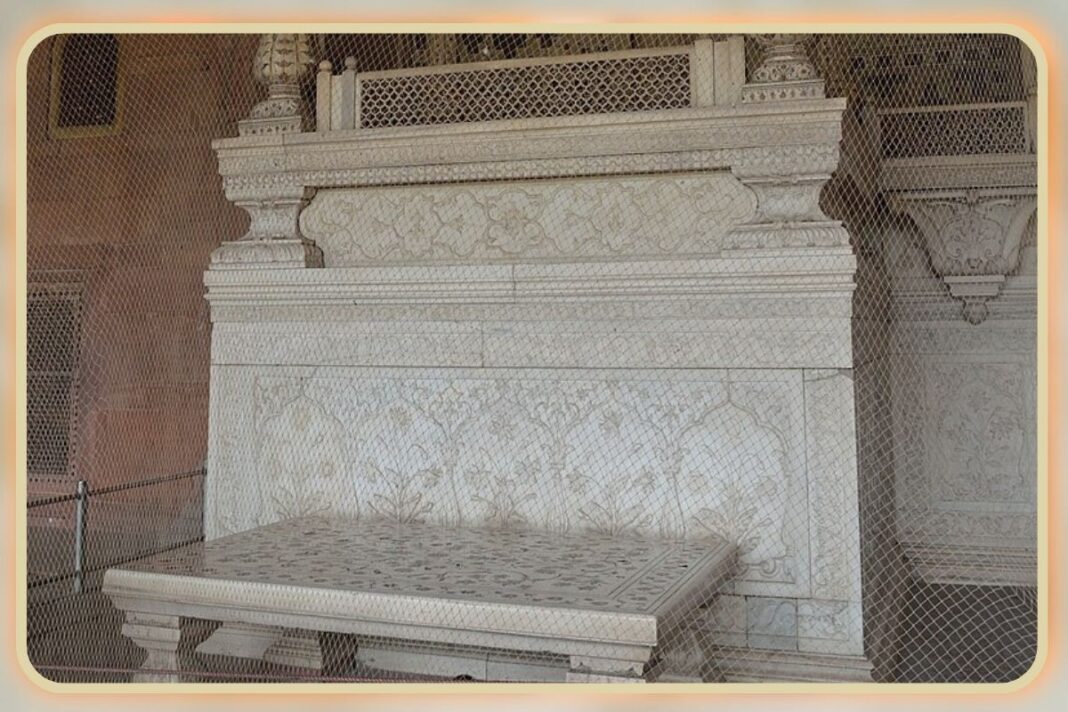 Diwan-i-Aam and Diwan-i-Khas: India's History at Red Fort